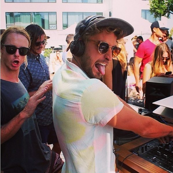 10 Surfer Instagram Accounts You Should Follow - Surfd